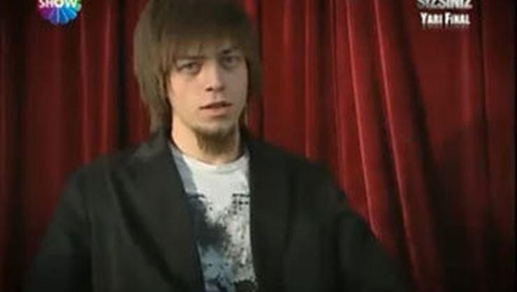 Yetenek Sizsiniz Türkiye programındaki sihirbazlık gösterileriyle ...