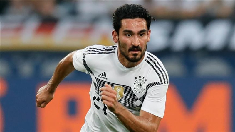 Galatasaray'da 5-1'in faturası 2 isme kesildi! Okan Buruk'tan acilen 2 isme kesik atması istendi ...