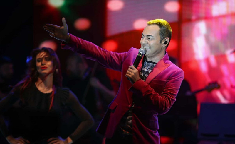 MS hastalığıyla mücadele eden Serdar Ortaç'tan kötü haber: 15 gündür ...